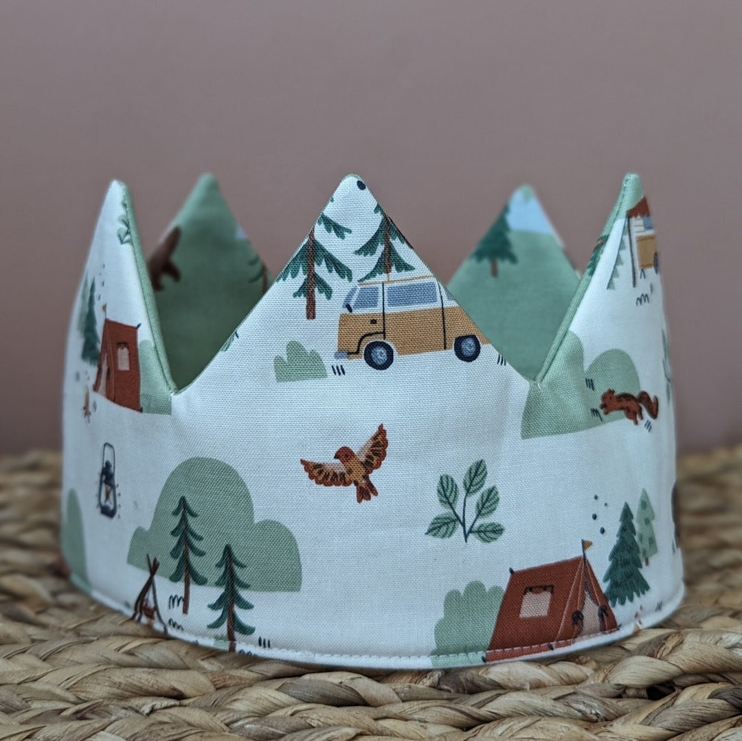 Woodsy Camping Outdoors Theme Fabric Crowns Birthday Party Celebration ...