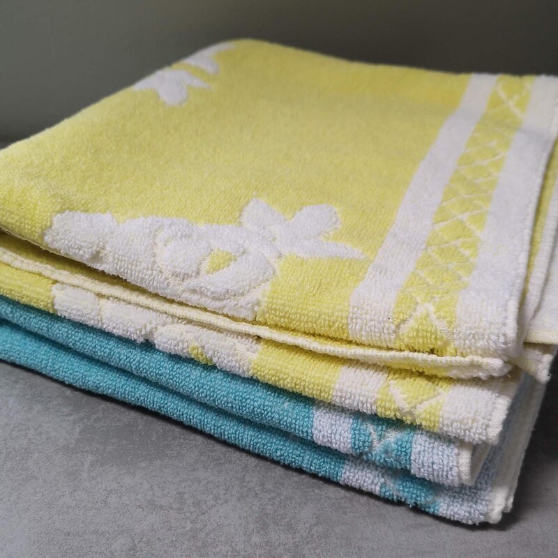 Vintage Bath Towels - Etsy