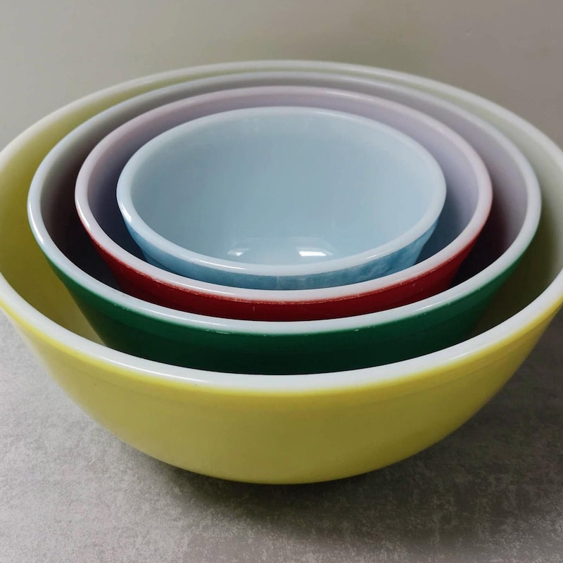 Pyrex Bowls - Etsy