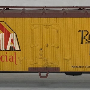 Roundhouse, HO Scale, Beer Reefer, Coors, ADCX #5425, No Original Box ...