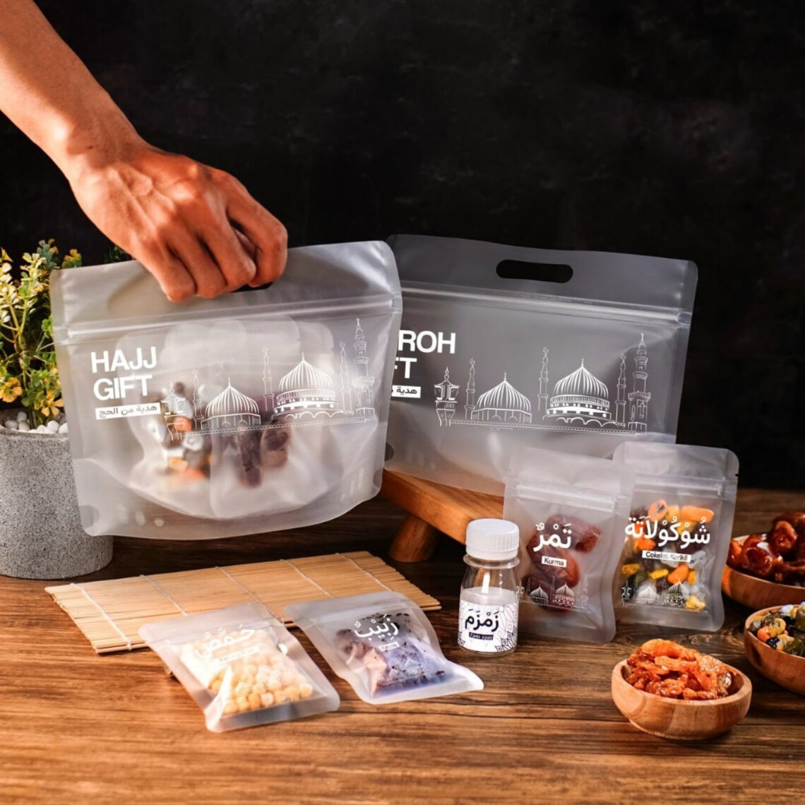 Hajj and Umrah Gift Set Favor, Hajj Souvenir Bag for Family and Friends ...