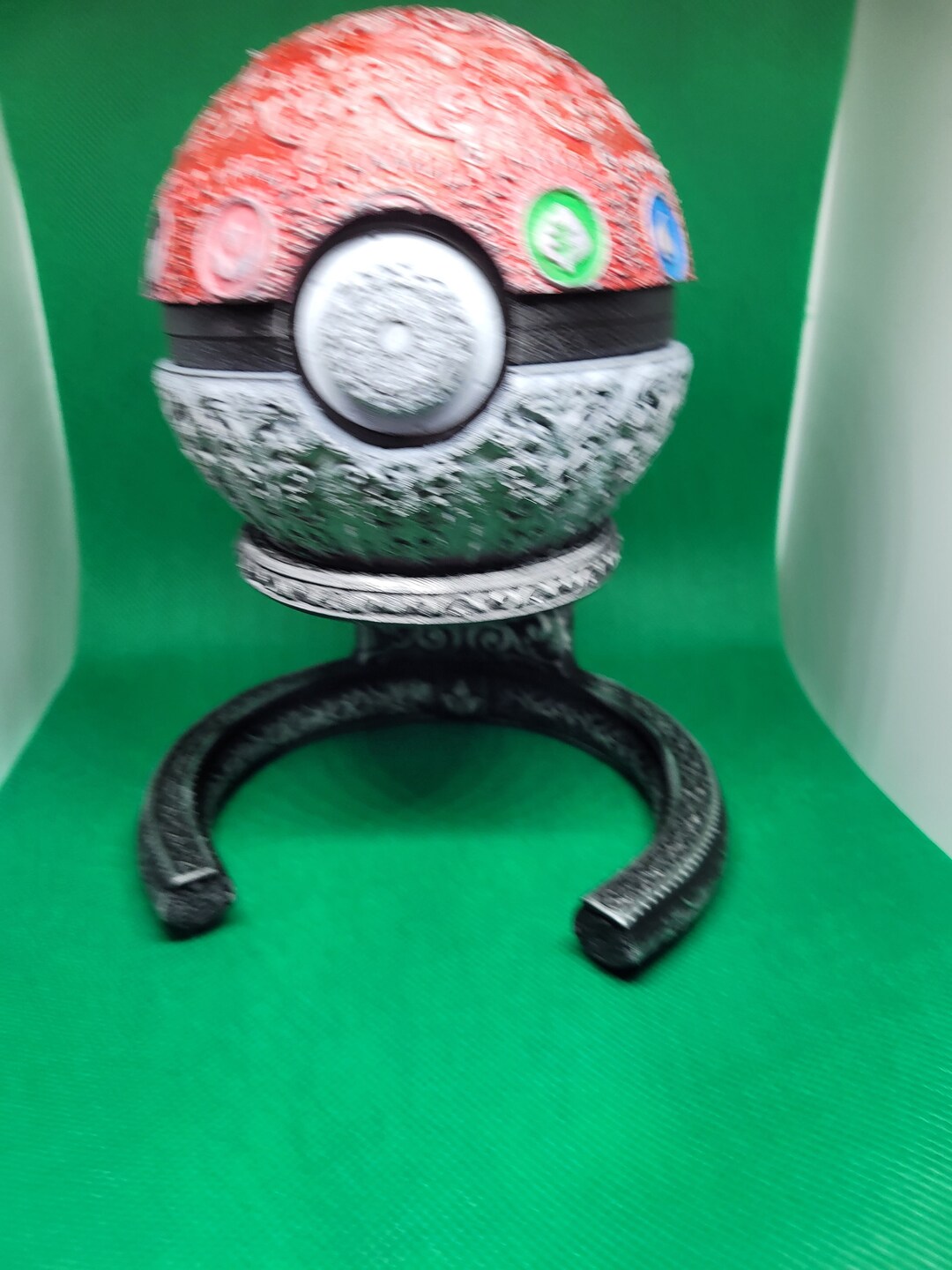 Deluxe Pokeball Stand/ Terrarium Stand - Etsy