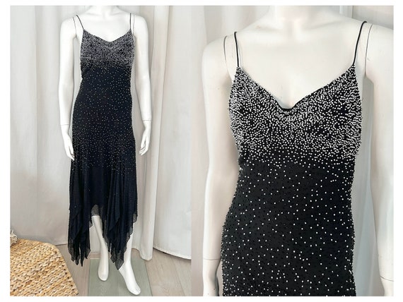 Vestido De Cache En Blanco Y Negro VESTIDO DE CAMISAS CON DOBLE