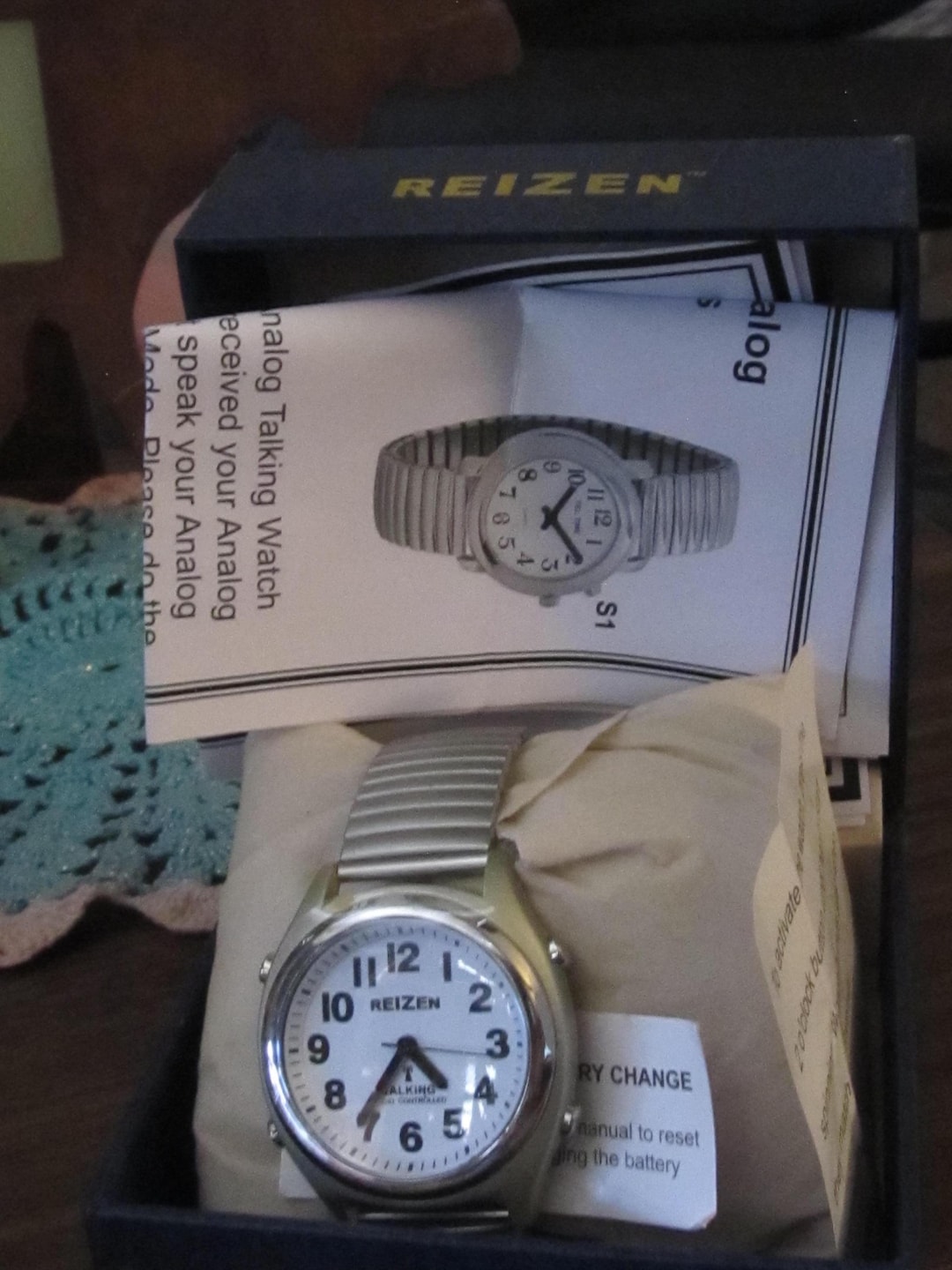Reizen Talking Atomic Watch White Face Black Number Silver Stretch Slip ...
