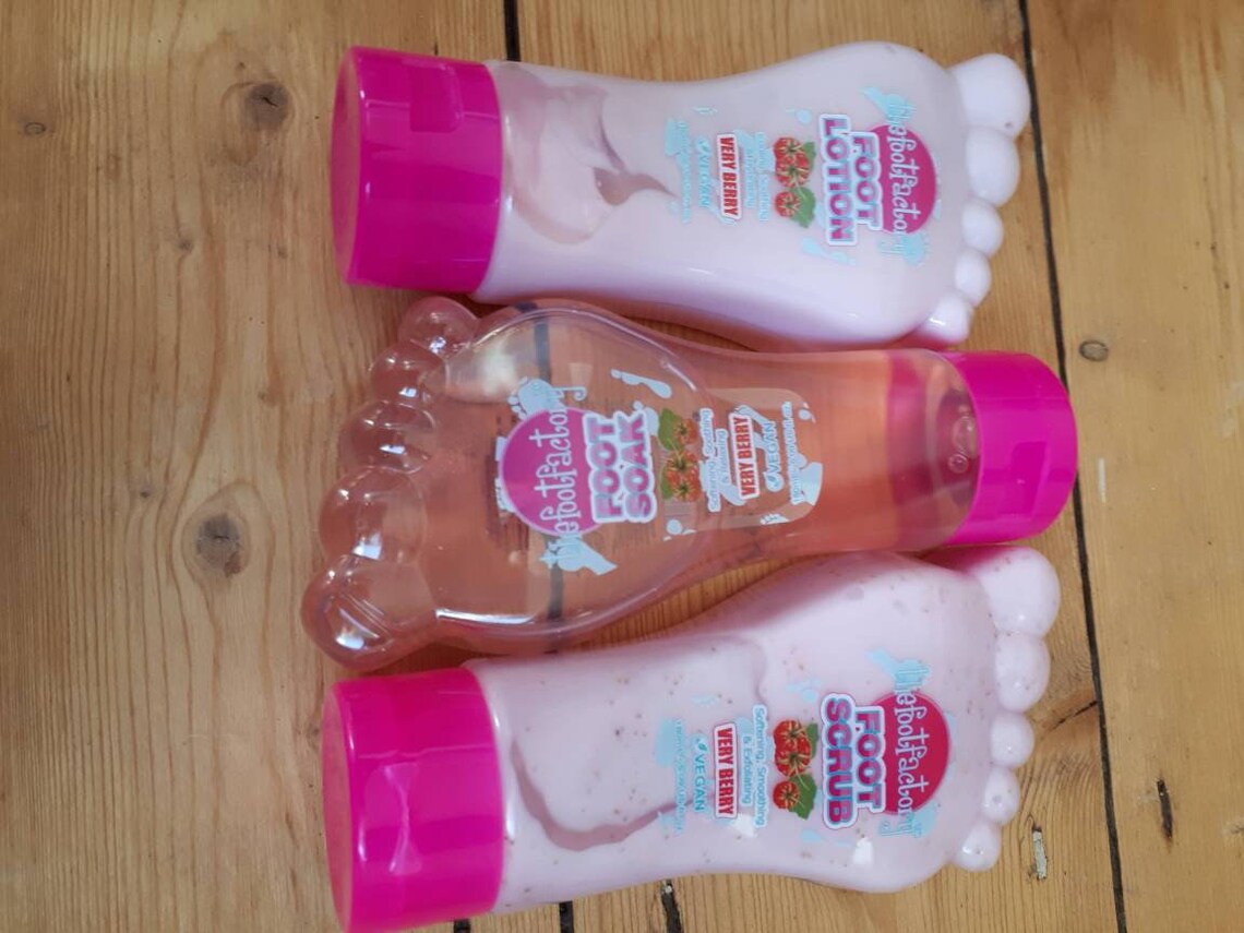 Very Berry Foot Spa Gift Set. Foot Pamper Box. Birthday Gift - Etsy