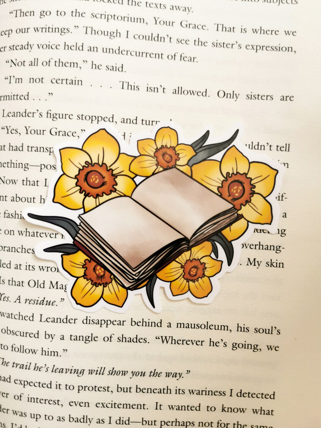 Daffodils Book Waterproof Vinyl Sticker Water Bottle Reader Bookish ...