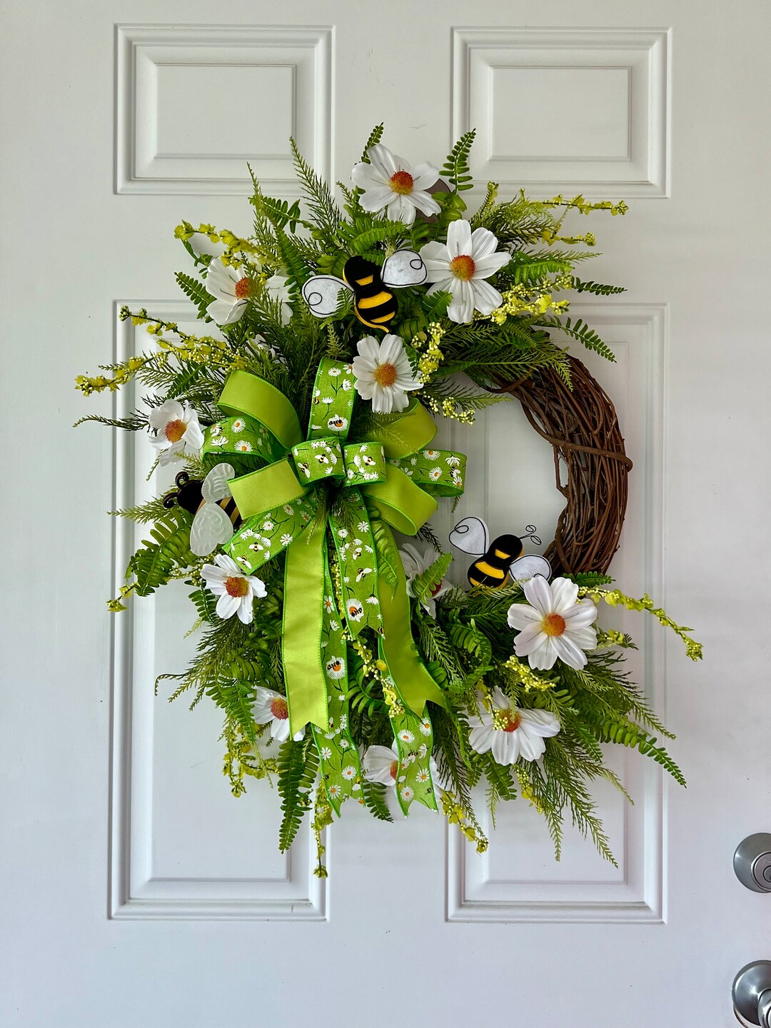 Spring Front Door Wreath, Bumblebee Door Wreath, Spring Decor, Womens ...