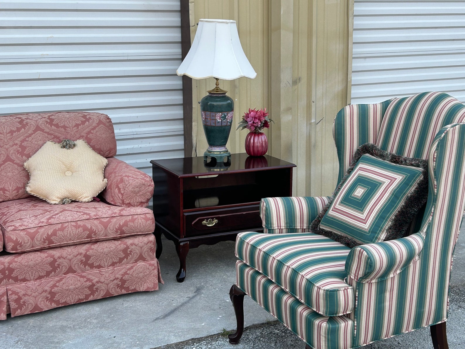Gorgeous Mauve /queen Anne Sofa Set/console/living Room - Etsy
