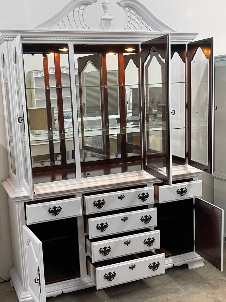 Available! Shipping is Included in the Price. Kincade Brand White 2 ...