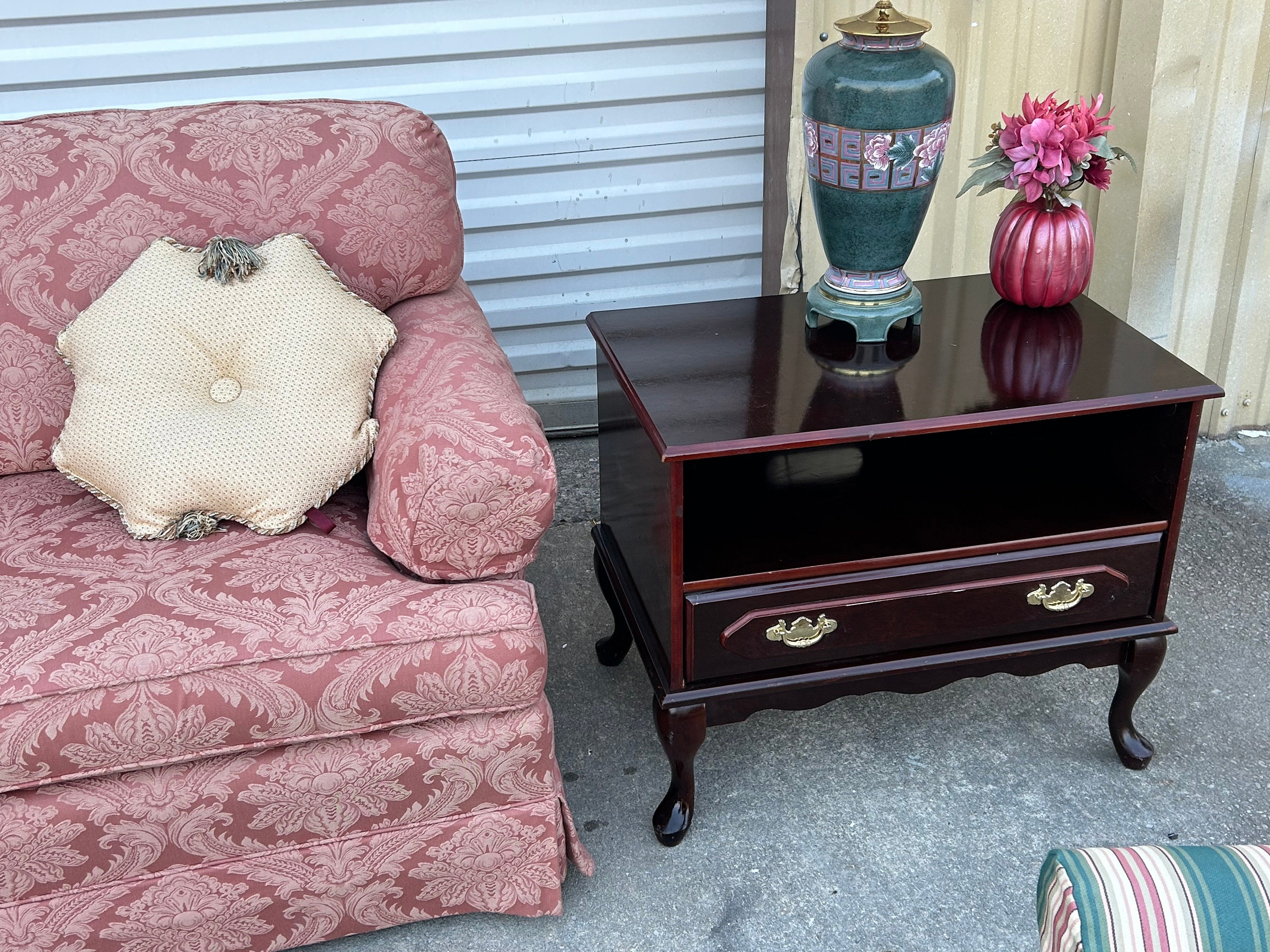 Gorgeous Mauve /queen Anne Sofa Set/console/living Room - Etsy