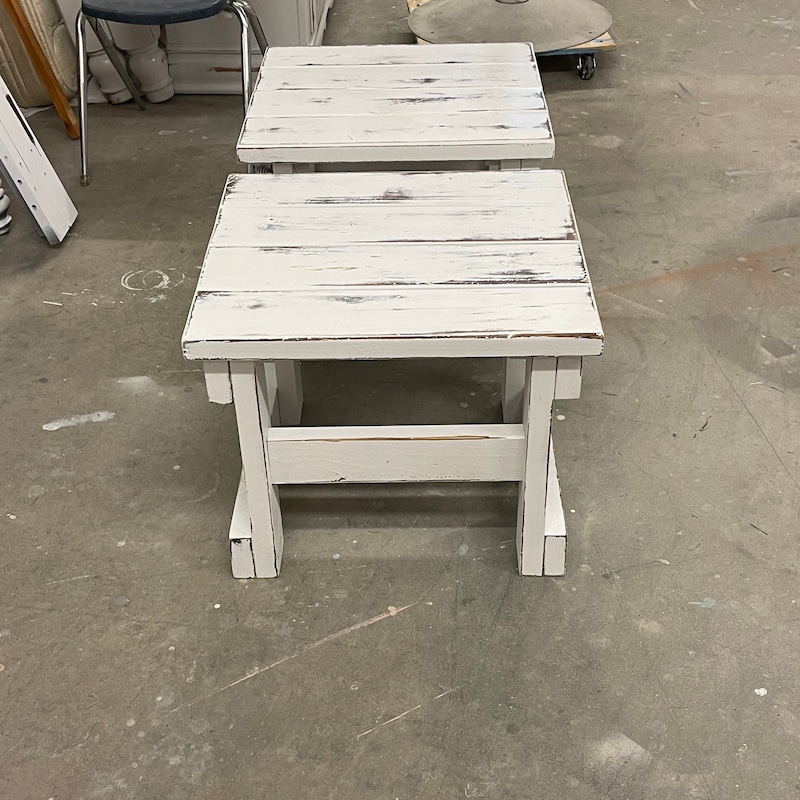 Rustic End Table - Etsy