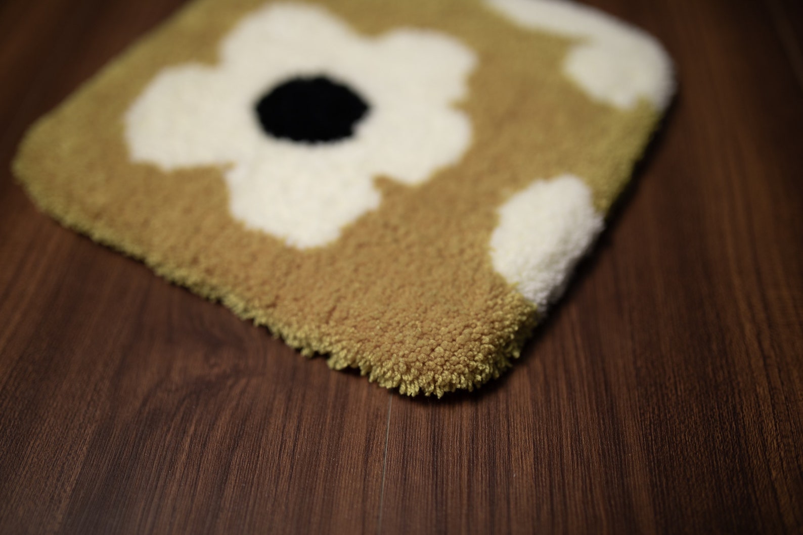 Flower Mini Rug - Etsy