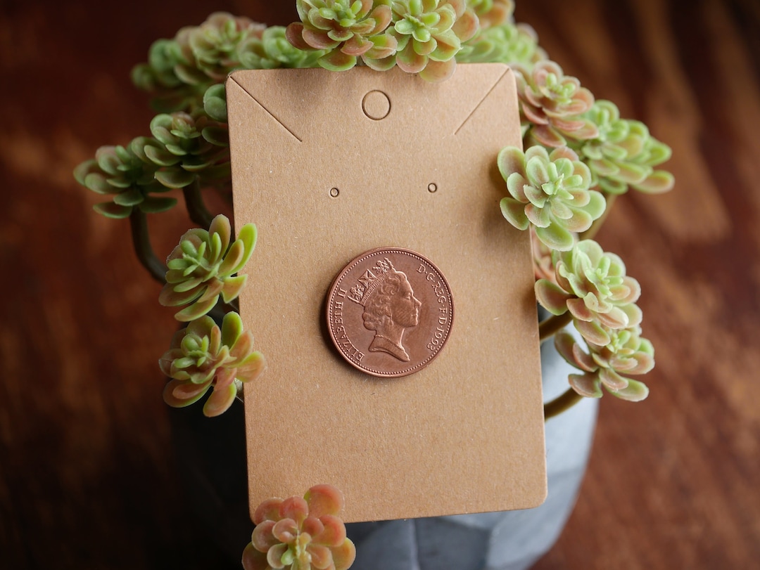 Queen Elizabeth Coin Pin, Genuine Foreign Coin With Portrait of Queen ...