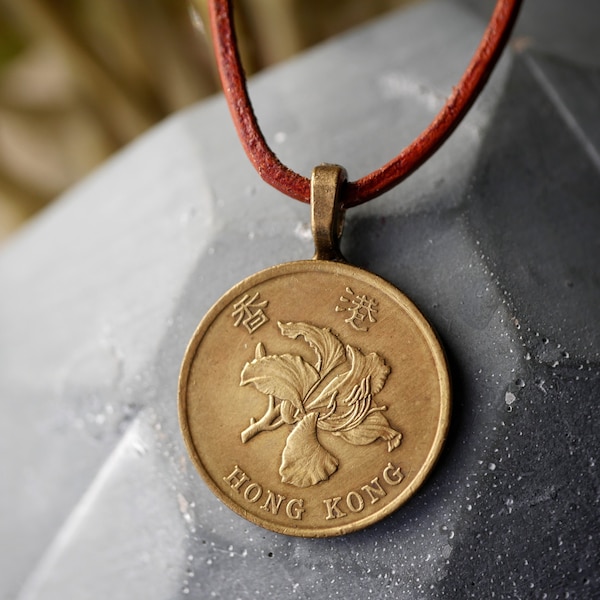 Hong Kong Flower Necklace - Etsy