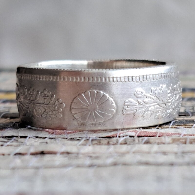 Japanese Wedding Ring - Etsy