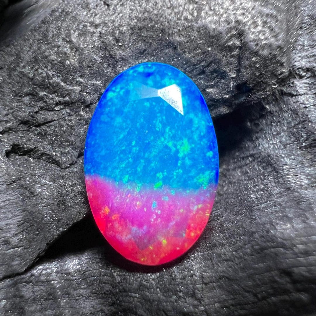 Ethiopian Opal Stone, Blue Pink Fire Oval Faceted Gemstone (10x7x4 MM ...