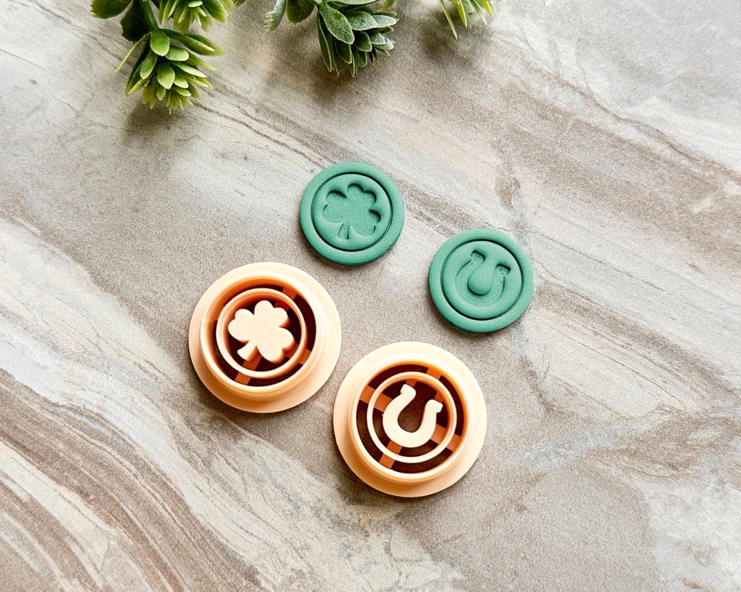 St Patrick's Day Lucky Coin Clay Cutters, Clover & Horseshoe Border ...