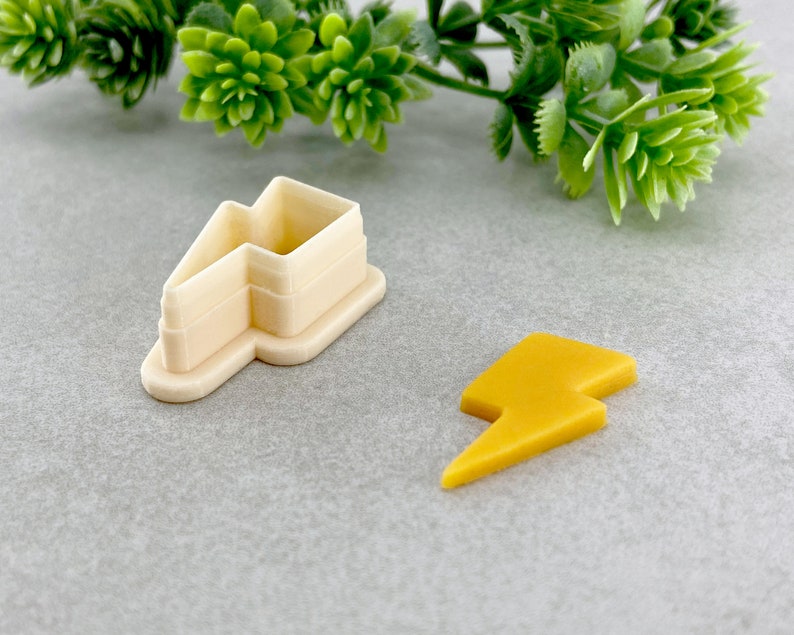 Lightning Bolt Polymer Clay Cutter, Sharp Thunderstrike Jewelry Making ...