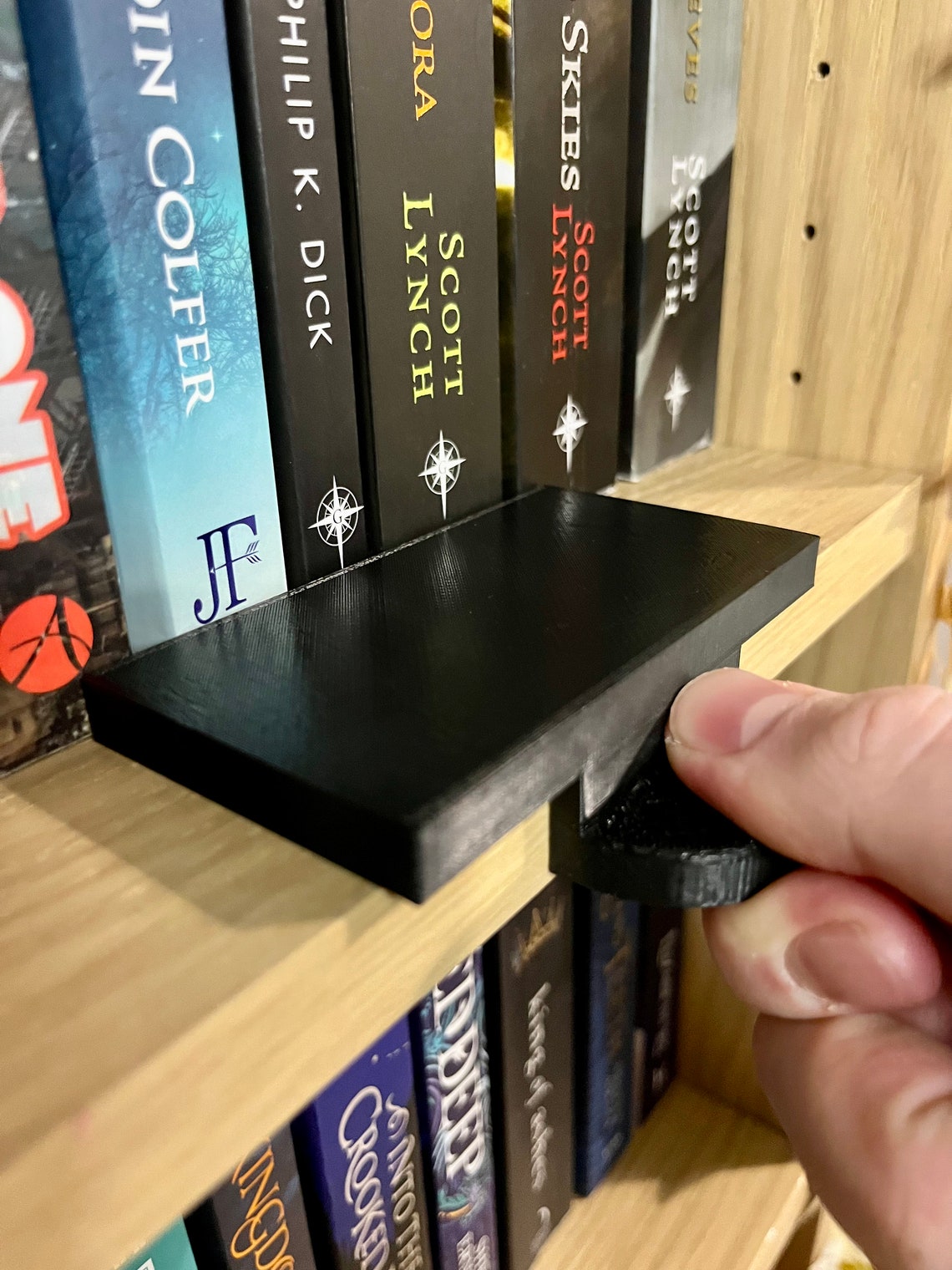 Booktok Bookshelf Guide Align Books Perfectly - Etsy