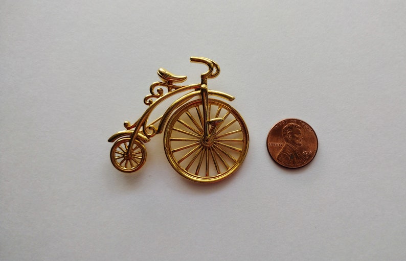 Vintage Brooch Pin Gold Metal High Wheel Bicycle Bike Spinning Front ...