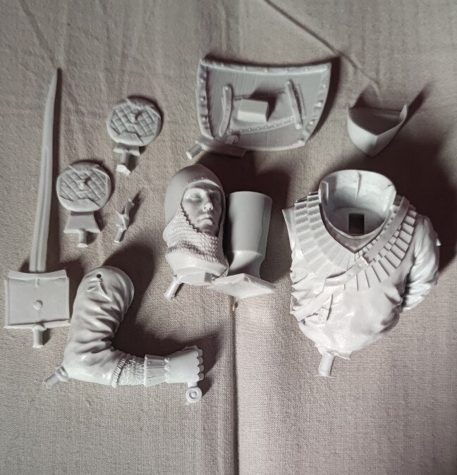 Medieval Knight Bust Resin Miniature Figure Unpainted 14th Historical ...