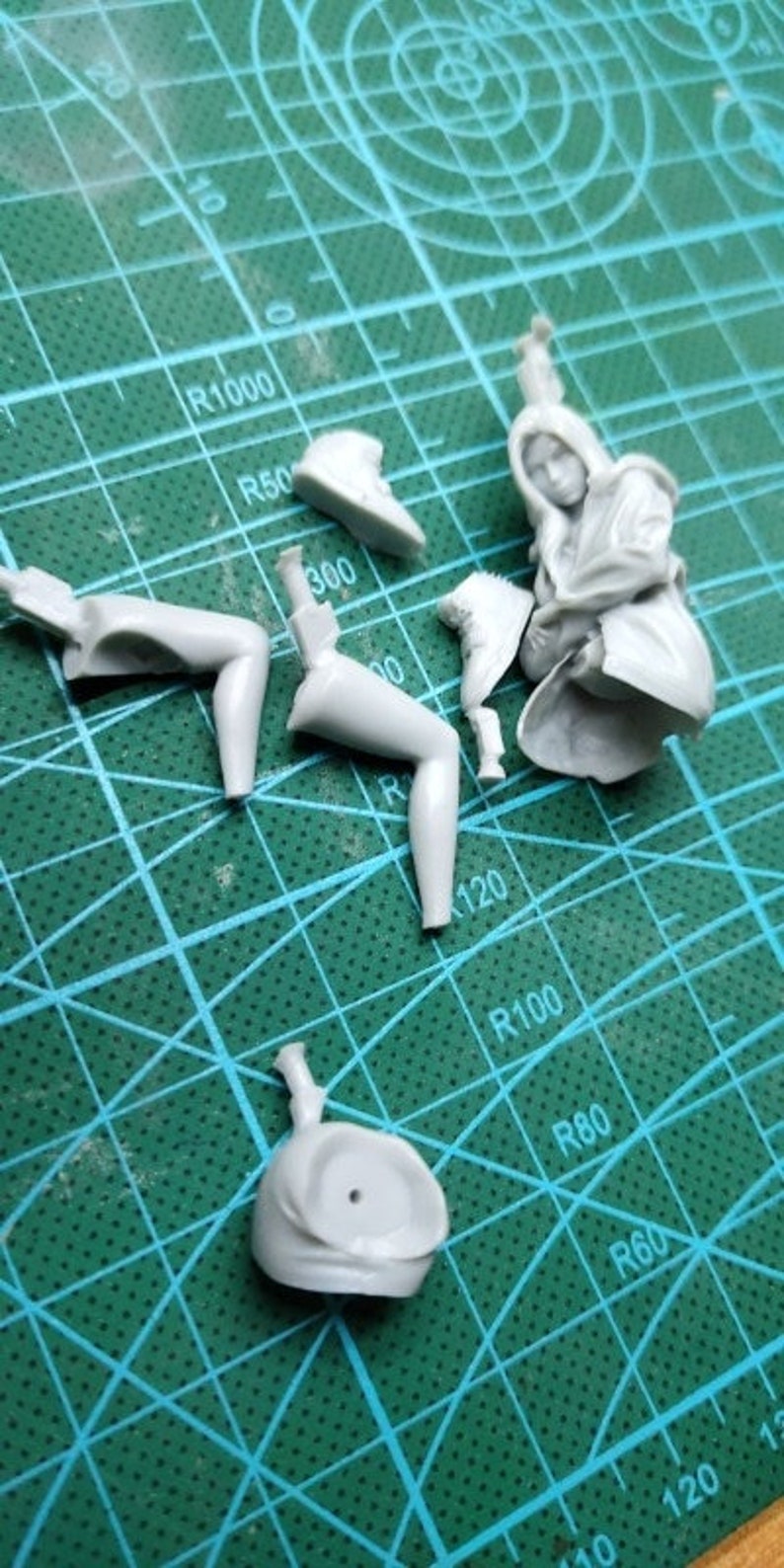 Angry Sit Resin Girl Kit Unpainted Self-assembled Adult Model - Etsy