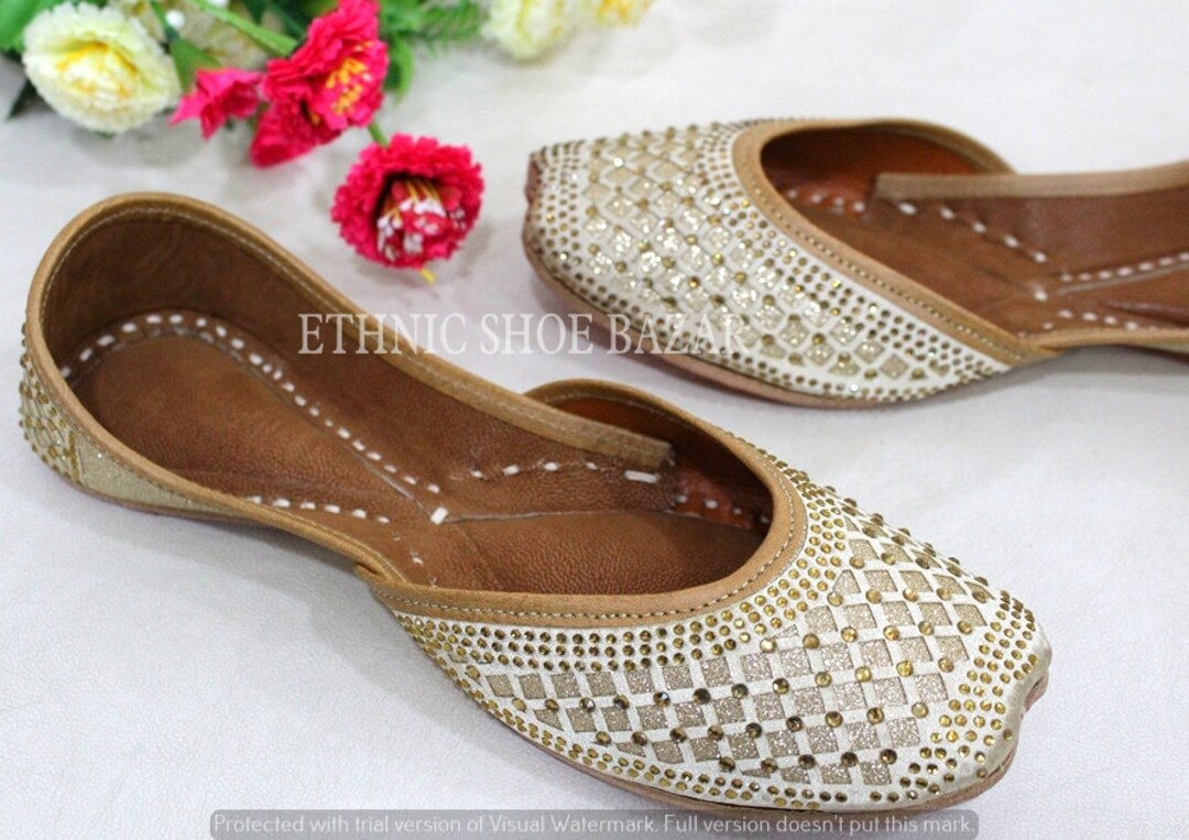 Punjabi Jutti Swarovaski Jutti Khussa Online Juttis Mojari Bridal Women ...