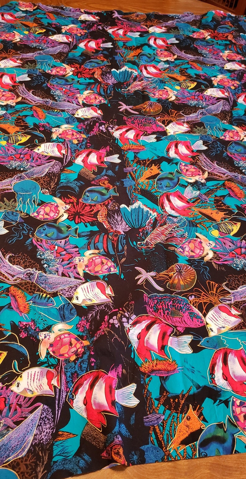 Tropical Ocean Fish Print Cotton Fabric Shamash and Sons, Inc ...
