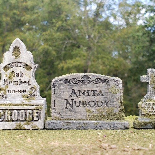 Set of 3 Distressed Miniature Tombstones Cemetary - Etsy