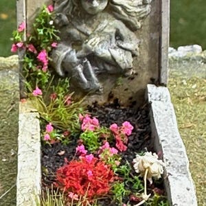 Distressed Miniature Flower Tombstone - Etsy
