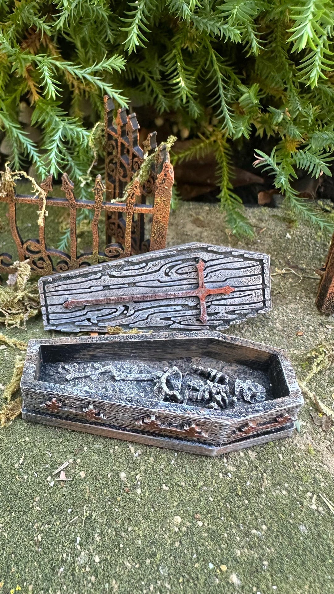 Miniature Distressed Coffins Tombstone 3D Printed Dept 56 , Spooky Town ...