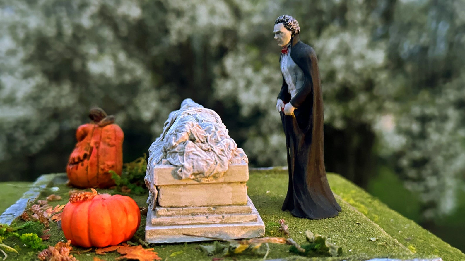 Miniature Distressed Tombstone Lying Girl Crypt - Etsy