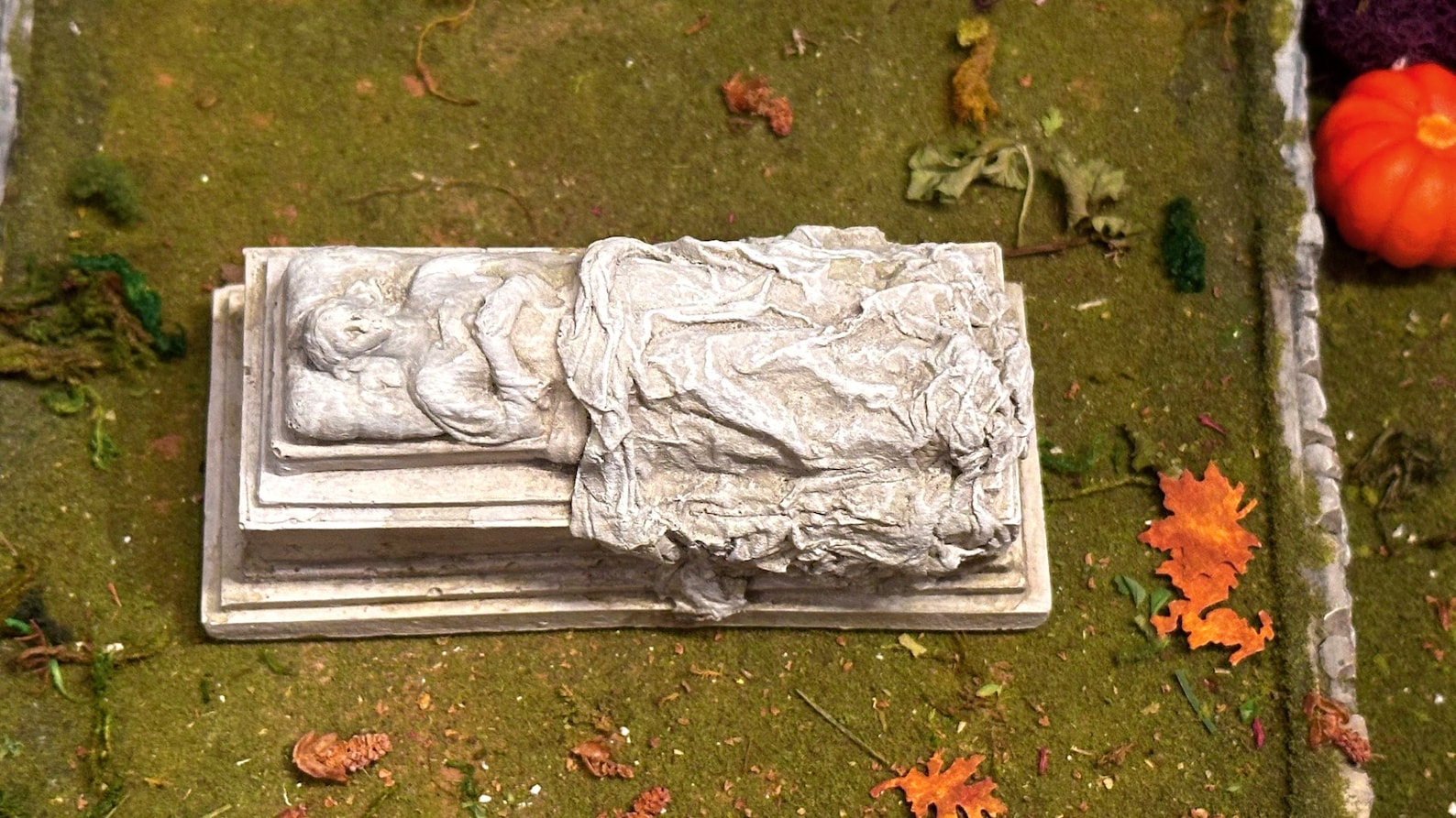 Miniature Distressed Tombstone Lying Girl Crypt - Etsy