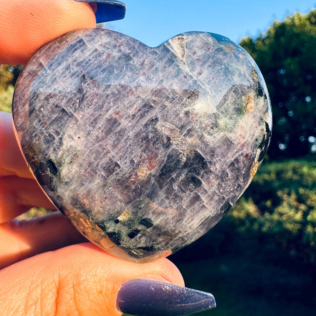 Iolite Crystal Heart | Iolite Heart | Bloodshot Iolite Heart - Etsy