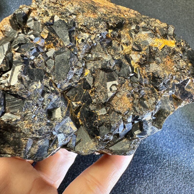 Large Andradite Garnet Cluster | Raw Garnets Over 1 Lb Size - Etsy