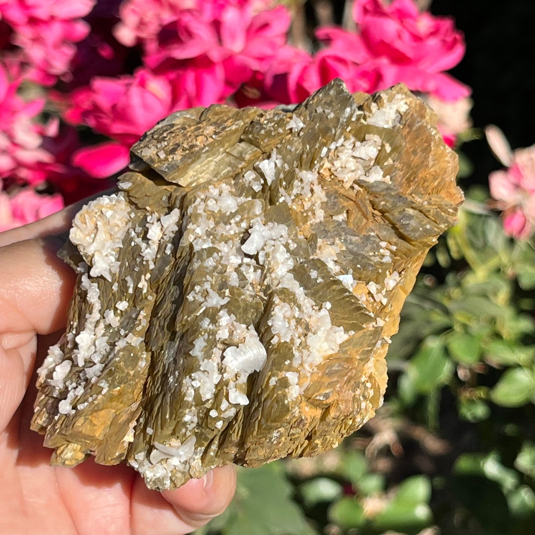 See Video! Shiny Feathery Green Siderite With Calcite Crystals Cluster ...