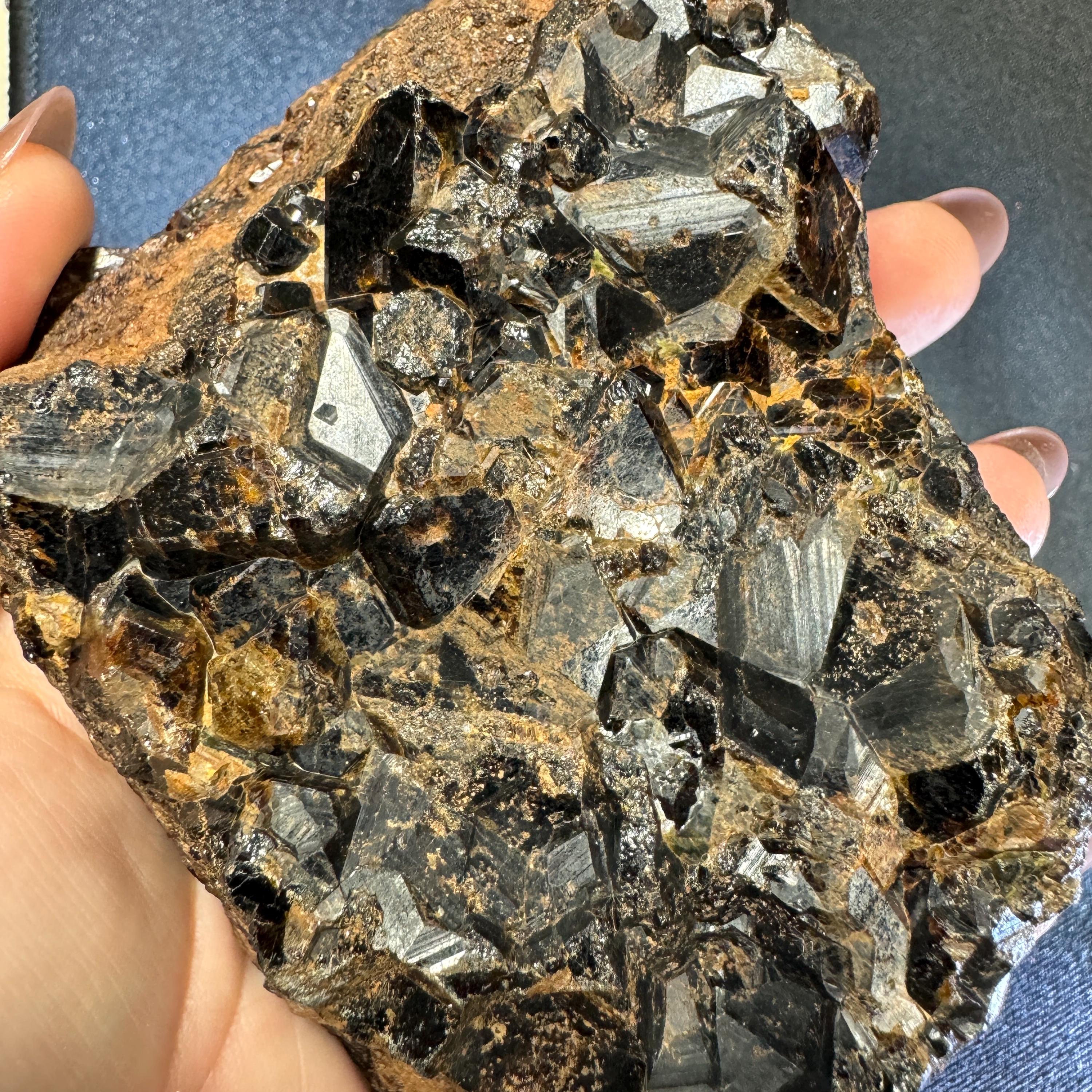 Large Andradite Garnet Cluster | Raw Garnets Over 1 Lb Size - Etsy
