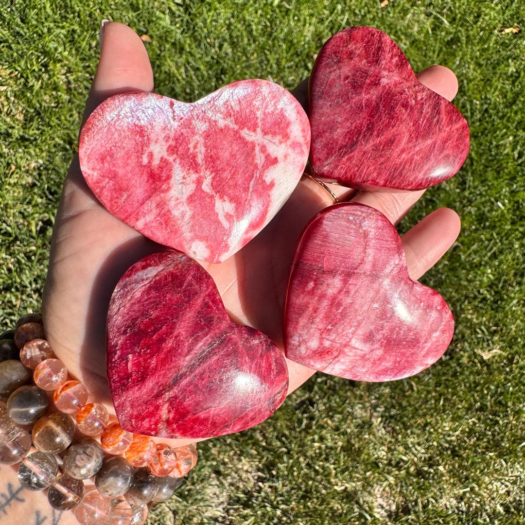 Blood Moonstone Heart Carving | Red Heart Crystals | Heart Crystal ...