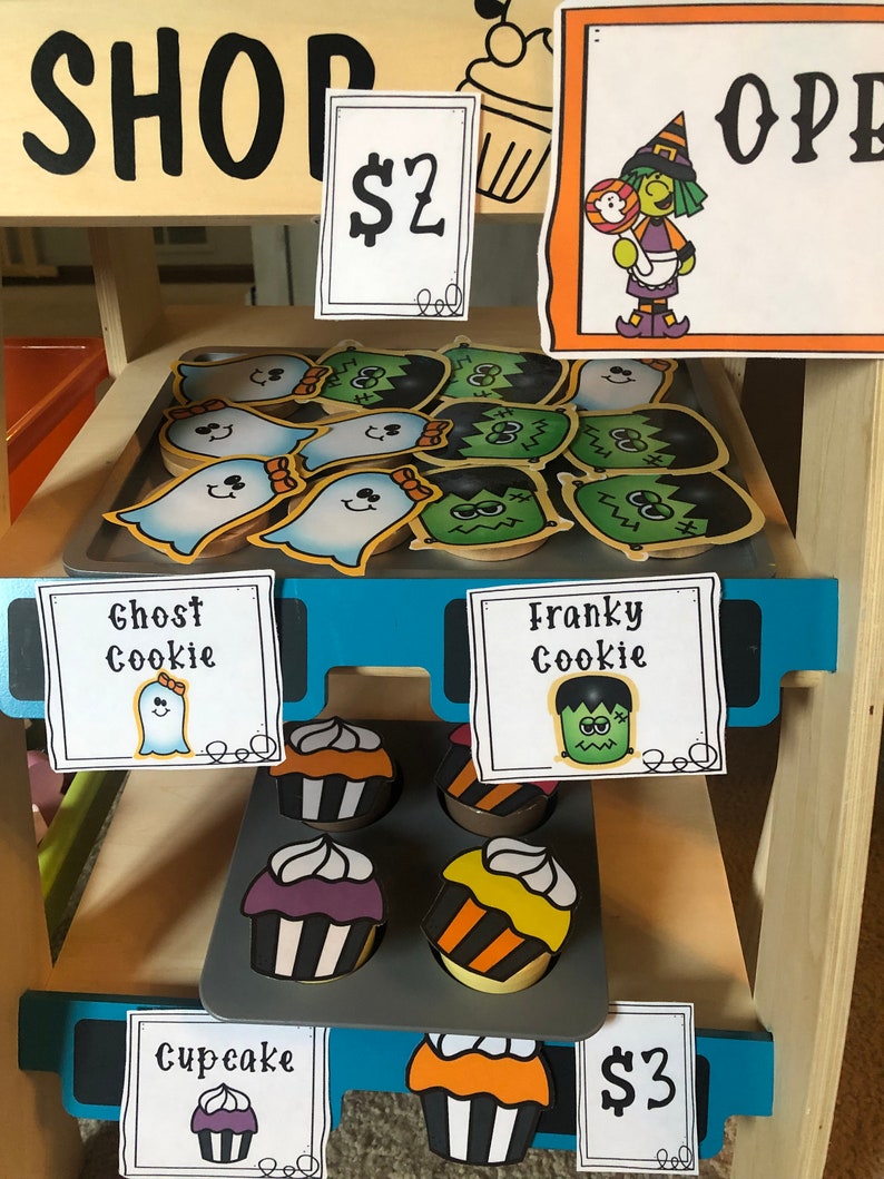 Spooky Bones Café, Halloween Dramatic Play, Halloween Pretend Play ...