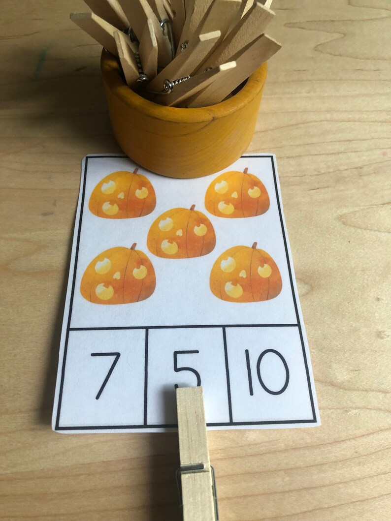 Jack-o-lantern Count and Clip Cards | Etsy