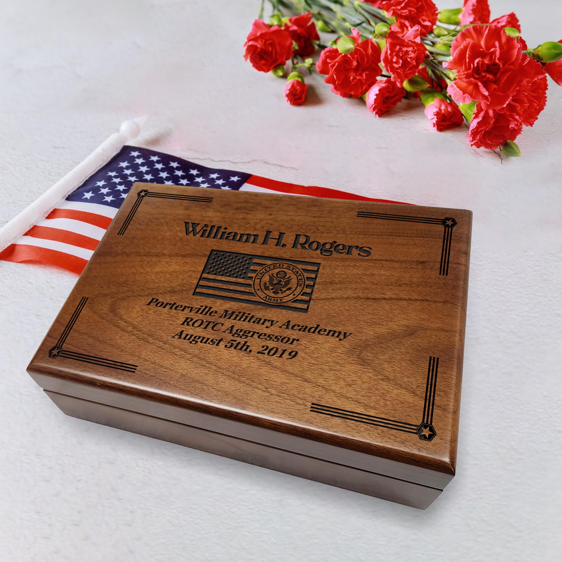 Personalized US Army Keepsake Box: Military Retirement, Commissioning ...