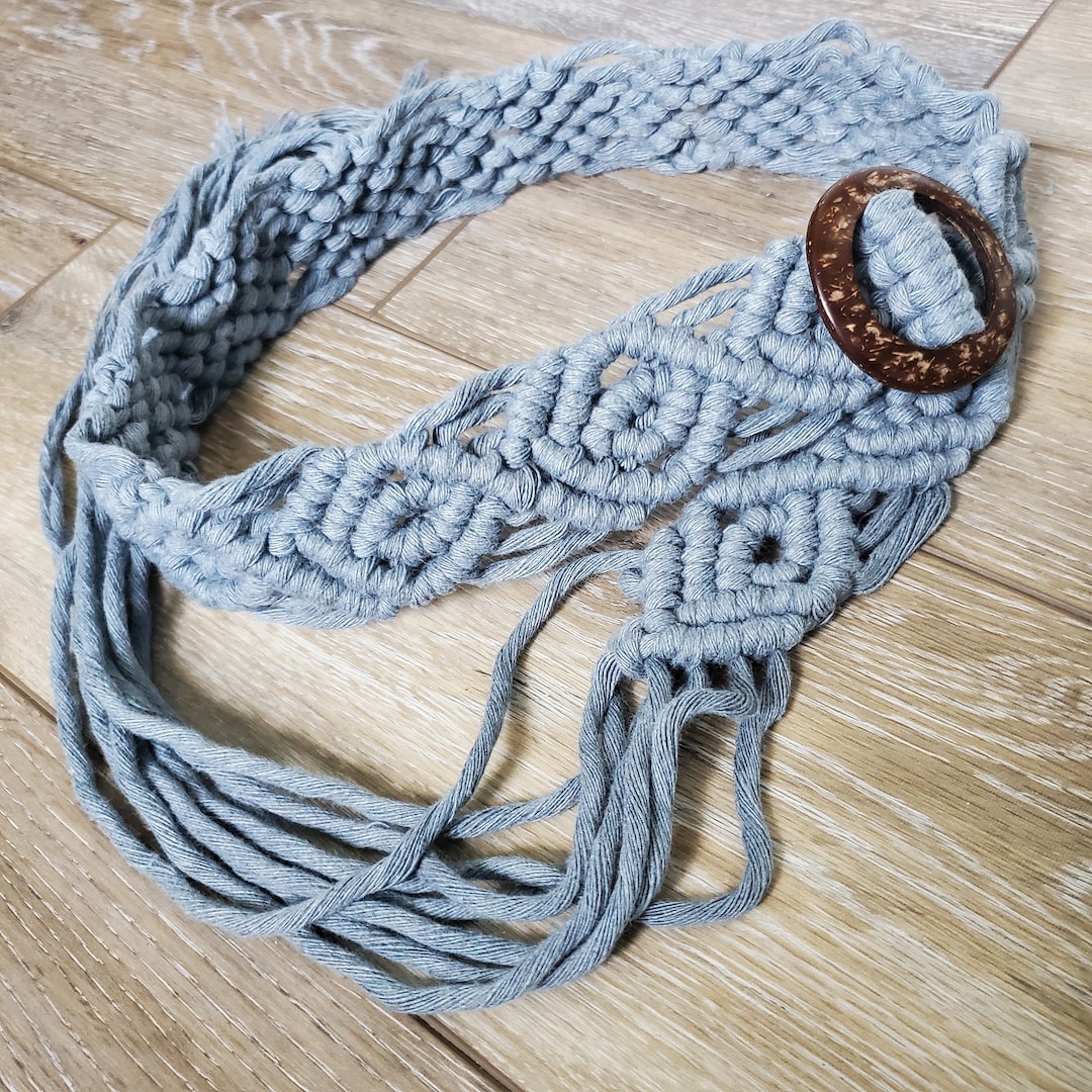 Handmade Macrame Belt With Coconut Buckle - Multiple Color Options! - Etsy
