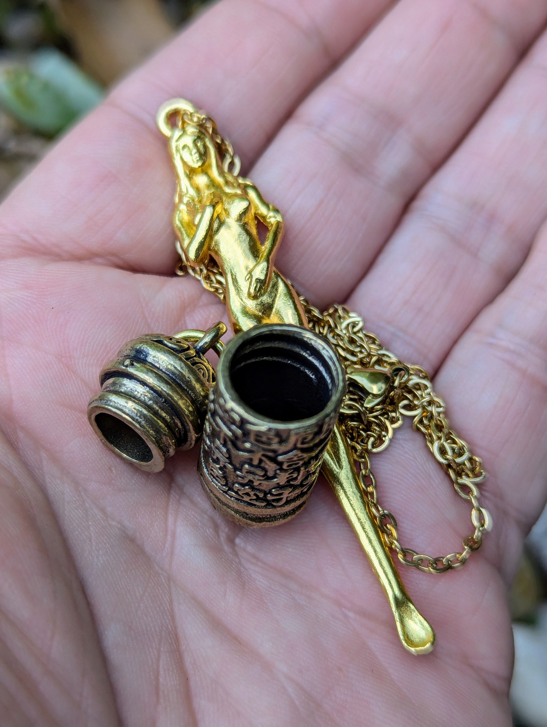 Gold Toned Powder Spell Spoon Mother Nature Pendant W/ Matching 21 ...