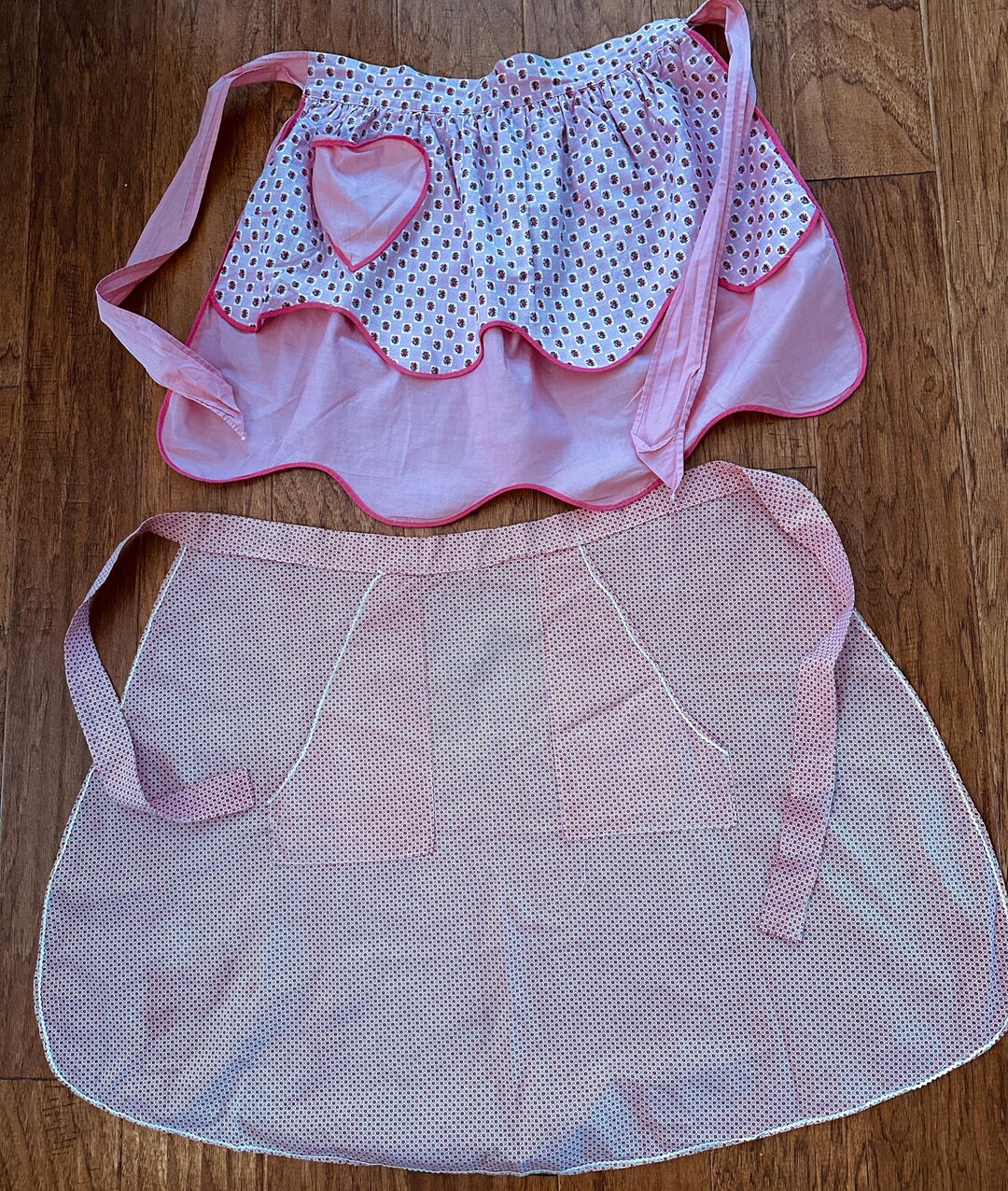 Vintage Aprons Apron Mini Prints Reds Pinks Baby Rick Rack Reversible ...