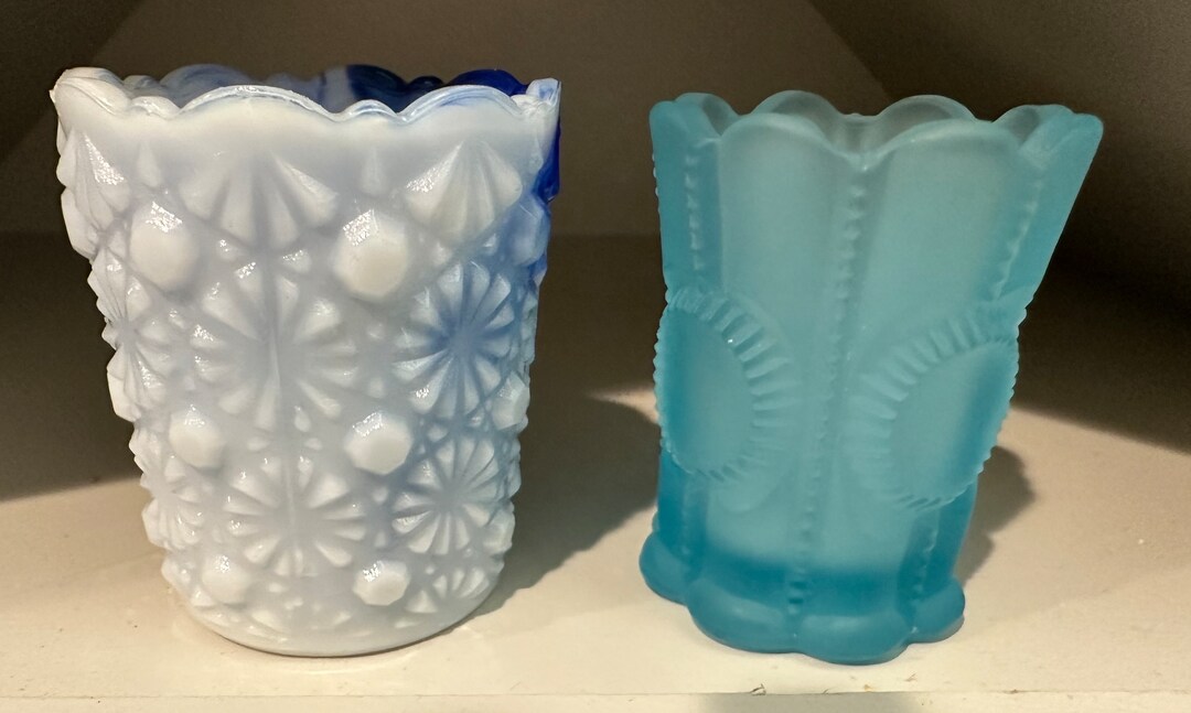 Vintage Daisy Button Swag Glass Frosted Blue Dot Toothpick Holder ...