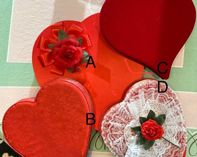 Vintage Heart Shaped Valentine Candy Box Chocolates Russell Stover Ribbons Flowers Padded Velvet