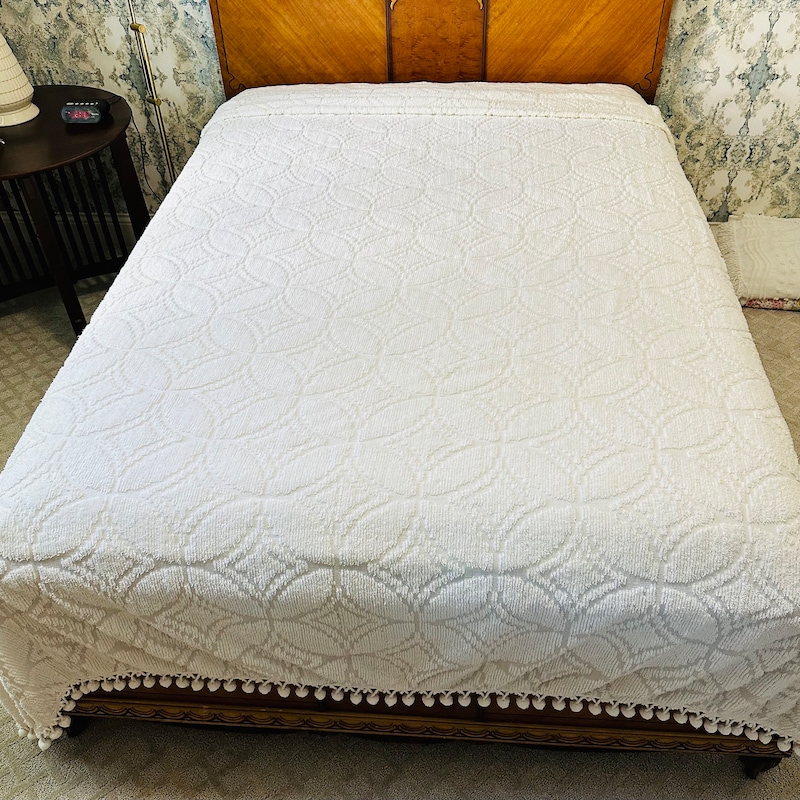 White Chenille Bedspread - Etsy