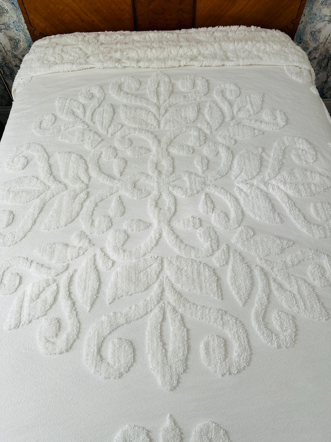 Vintage Martha Stewart Chenille White Twin Size Bedspread and ...