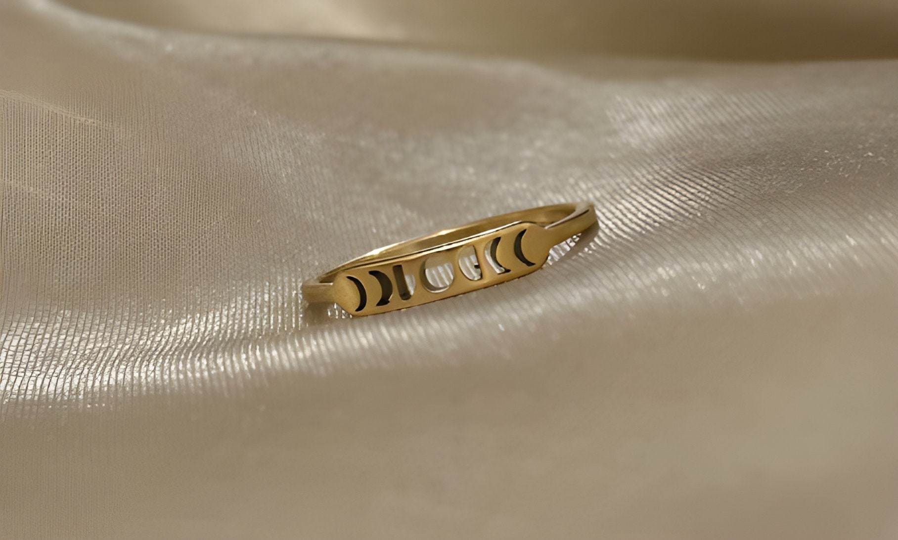 10k Gold Moon Ring, Stackable Moon Phase Filigree Ring, Celestial Ring ...