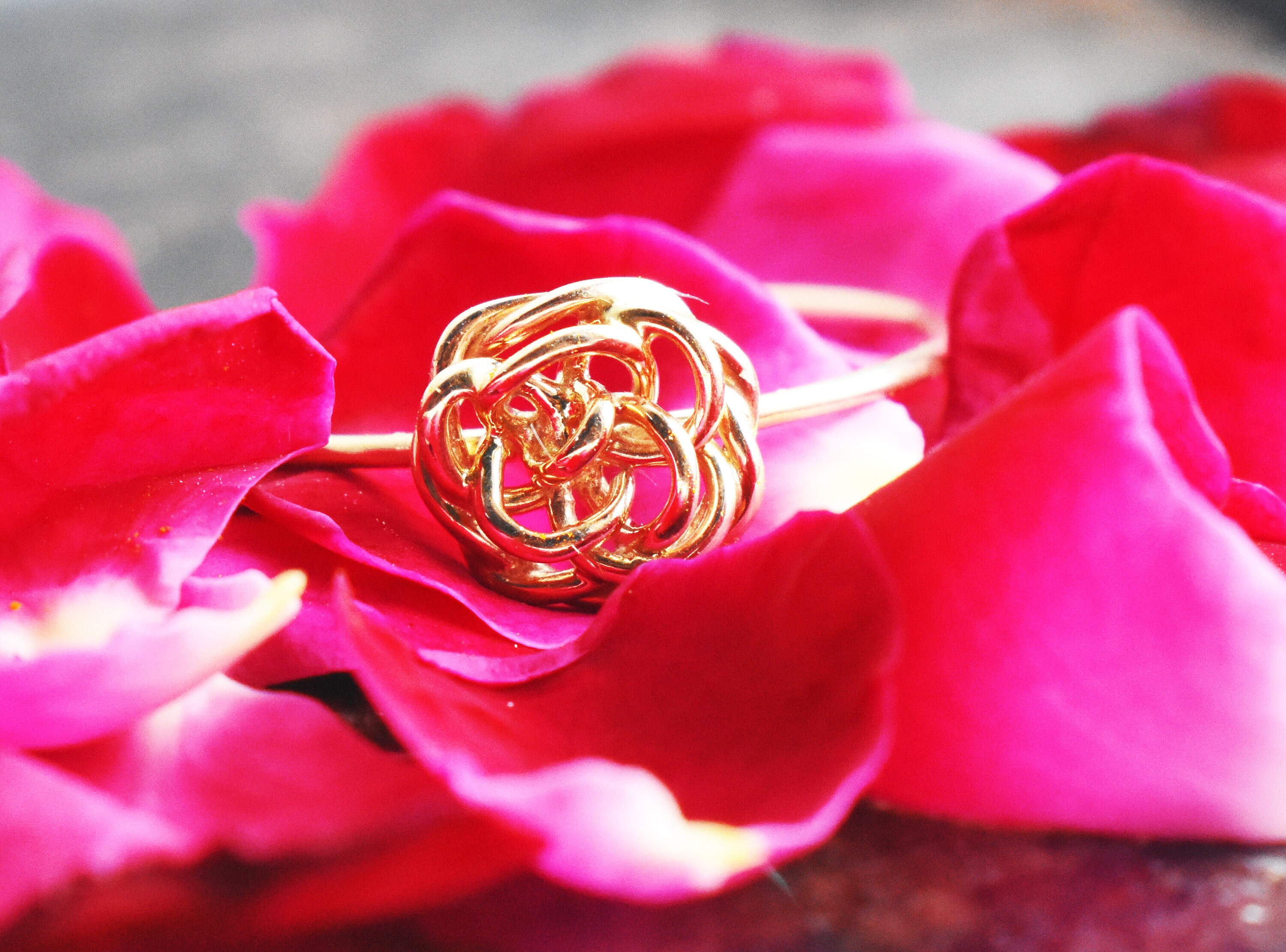 10K Solid Gold Wire Wrapped Rose Ring Handmade Stacking Dainty Ring ...
